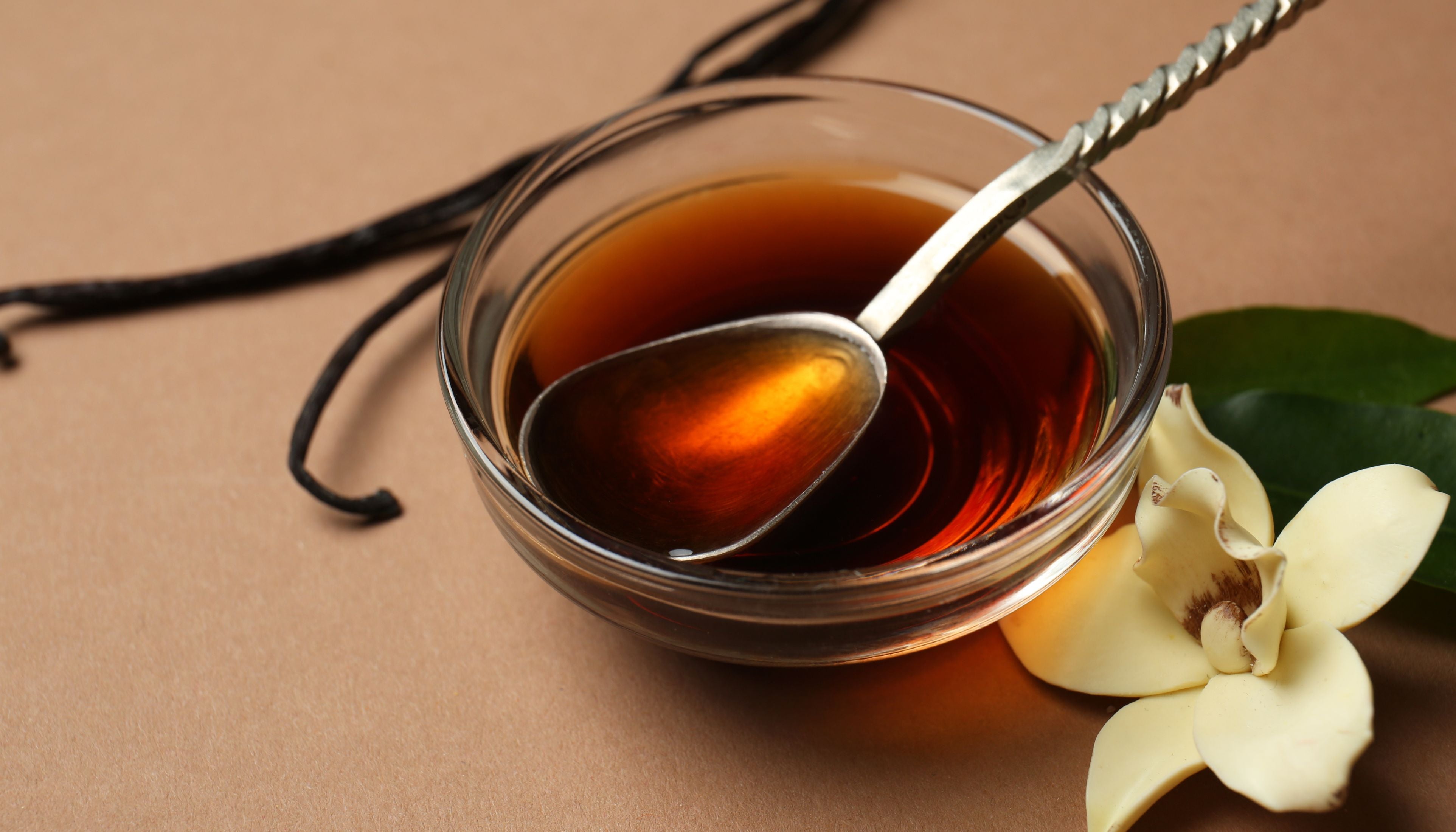 The Journey of Pure Vanilla Extract: From Bean to Bottle – Love.com
